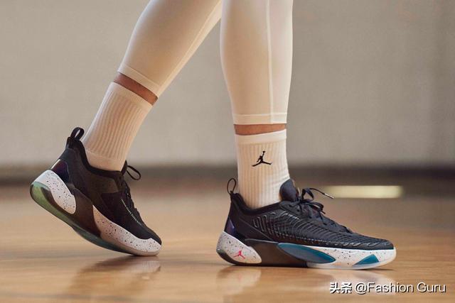 卢卡·东契奇首款签名鞋 Jordan Luka 1 正式登场|卢卡_新浪新闻