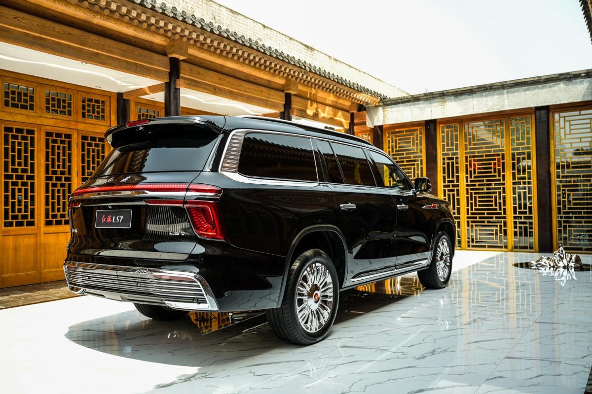 家族旗舰 V8发动机加持 红旗LS7正式开启预售