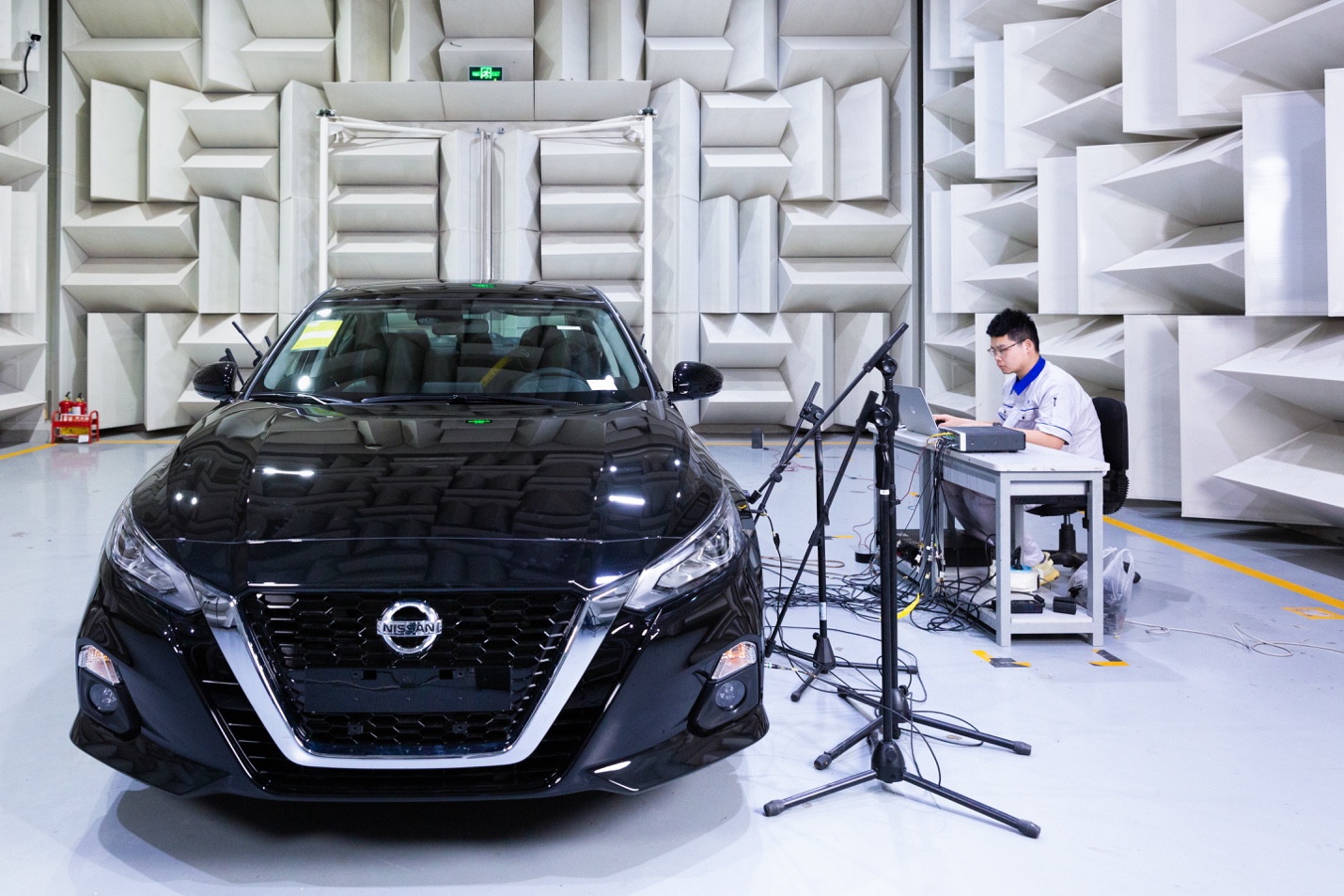 经常说的汽车NVH到底是什么？“静谧之星”天籁为你解答__财经头条