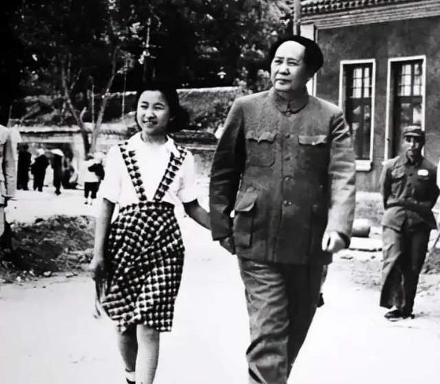 透过老照片了解贺子珍传奇、艰辛而又伟大的一生|孔从洲|贺子珍|李敏_新浪新闻