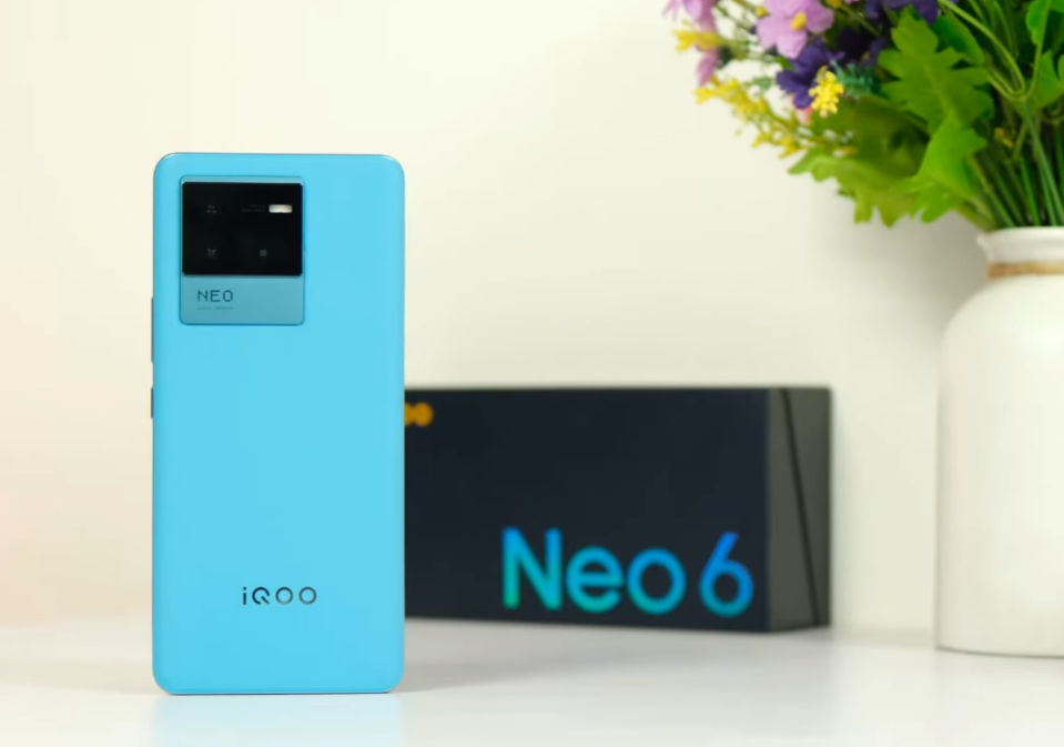 iQOONeo6民间评测，这配置那么强悍，这价格却那么有性价比__财经头条