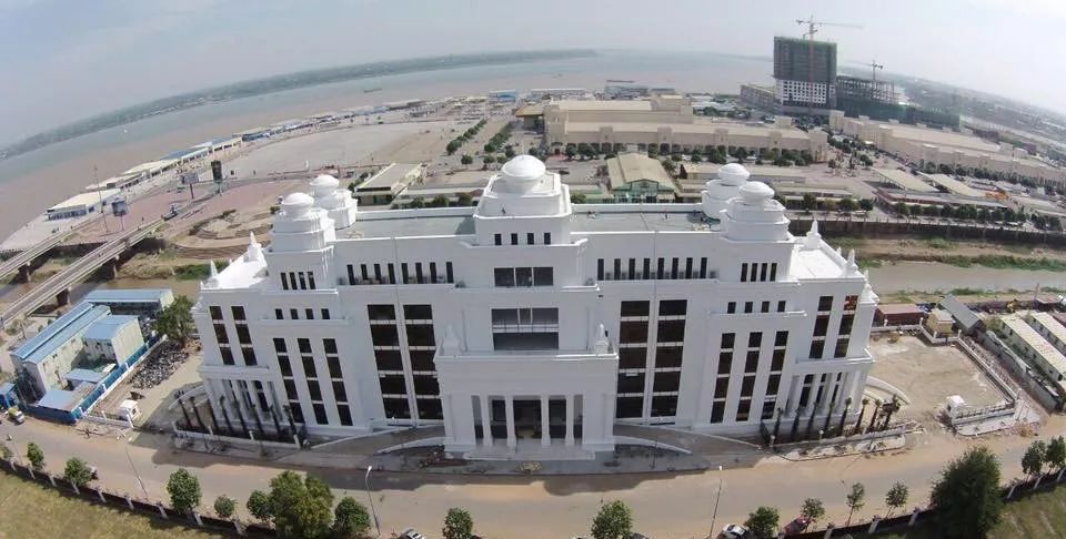 柬埔寨新秀建筑师Ly Raksmey，即使没听过他的作品也见过