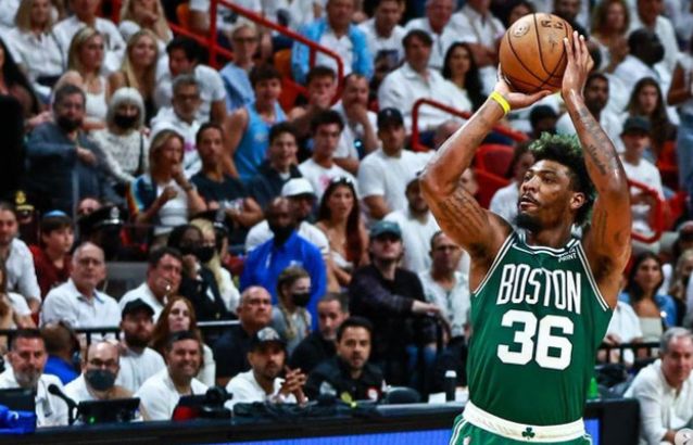 凯尔特人发威！半场砍下70分，最终25分大胜热火扳回一局|凯尔特人|热火|半场_新浪新闻