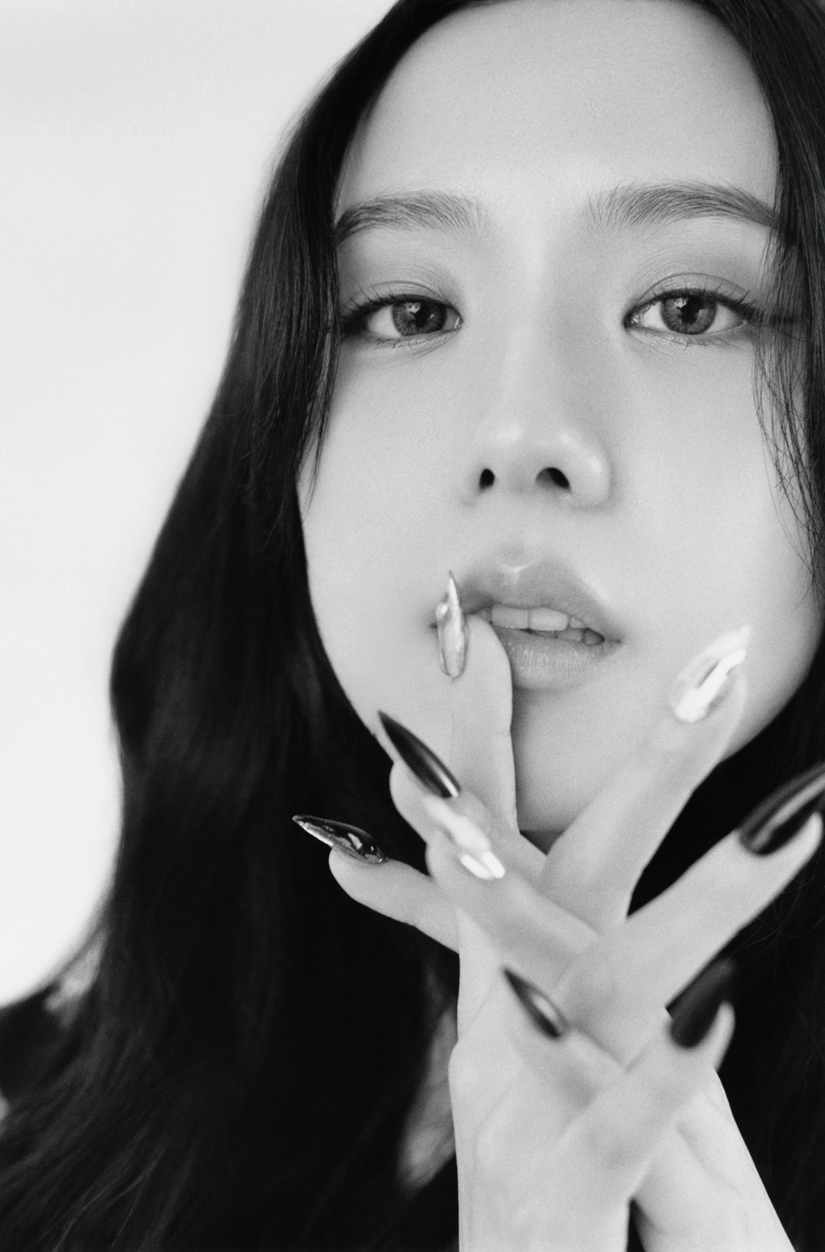 Yes！正式回归！登上《滚石》杂志封面及写真美图大赏！|滚石|杂志封面_新浪新闻