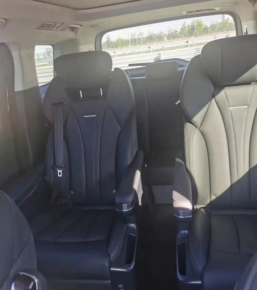 尺寸全面超过GL8，红旗HM9征战高端商务MPV市场胜算几何？__财经头条