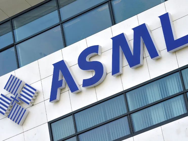 ASML计划投资4亿美元打造新一代光刻机__财经头条