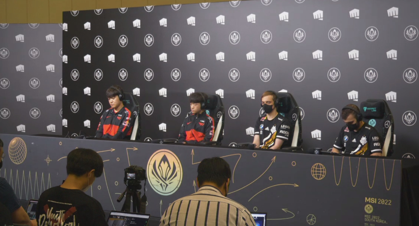 Q：你觉得这一次BO5对决会和上次有什么不同吗？|大不同|半决赛|选手_新浪新闻