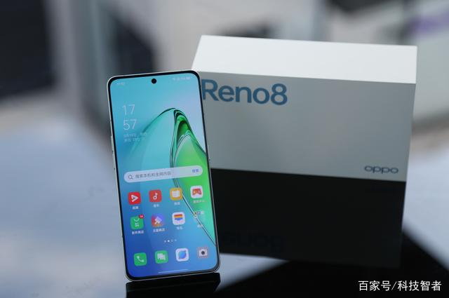 Reno8 Pro+上手体验：高屏占比视觉效果惊艳，影像体验花样繁多