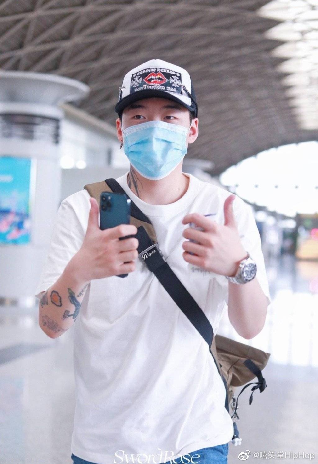 读者投稿！Capper已经抵达山东青岛，准备录制《中国新说唱》！|中国新说唱|说唱|Capper_新浪新闻