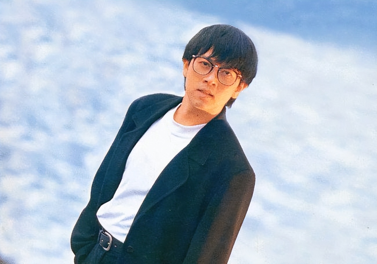 音乐才子张雨生，捧红张惠妹自己却意外离世，女友为他苦守10年