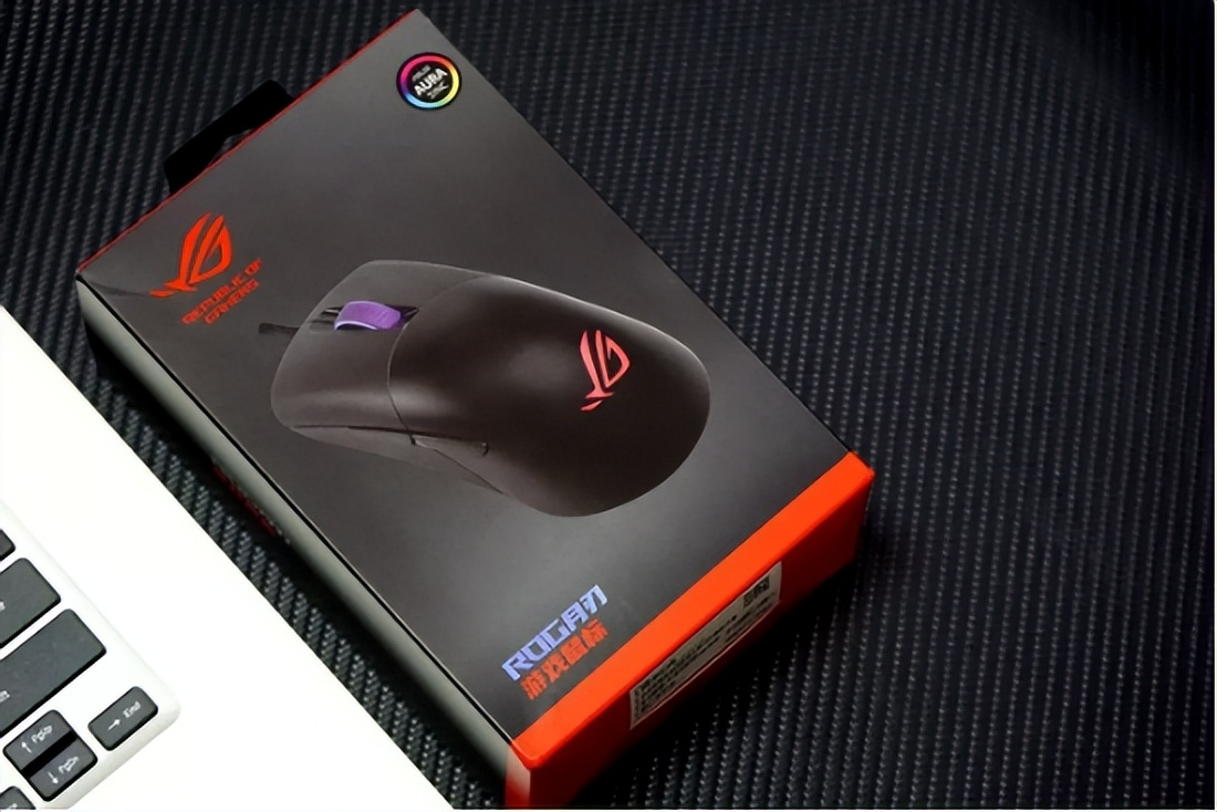 仅重65g的游戏鼠标你用过吗？体验轻装上阵的华硕ROG月刃鼠标__财经头条