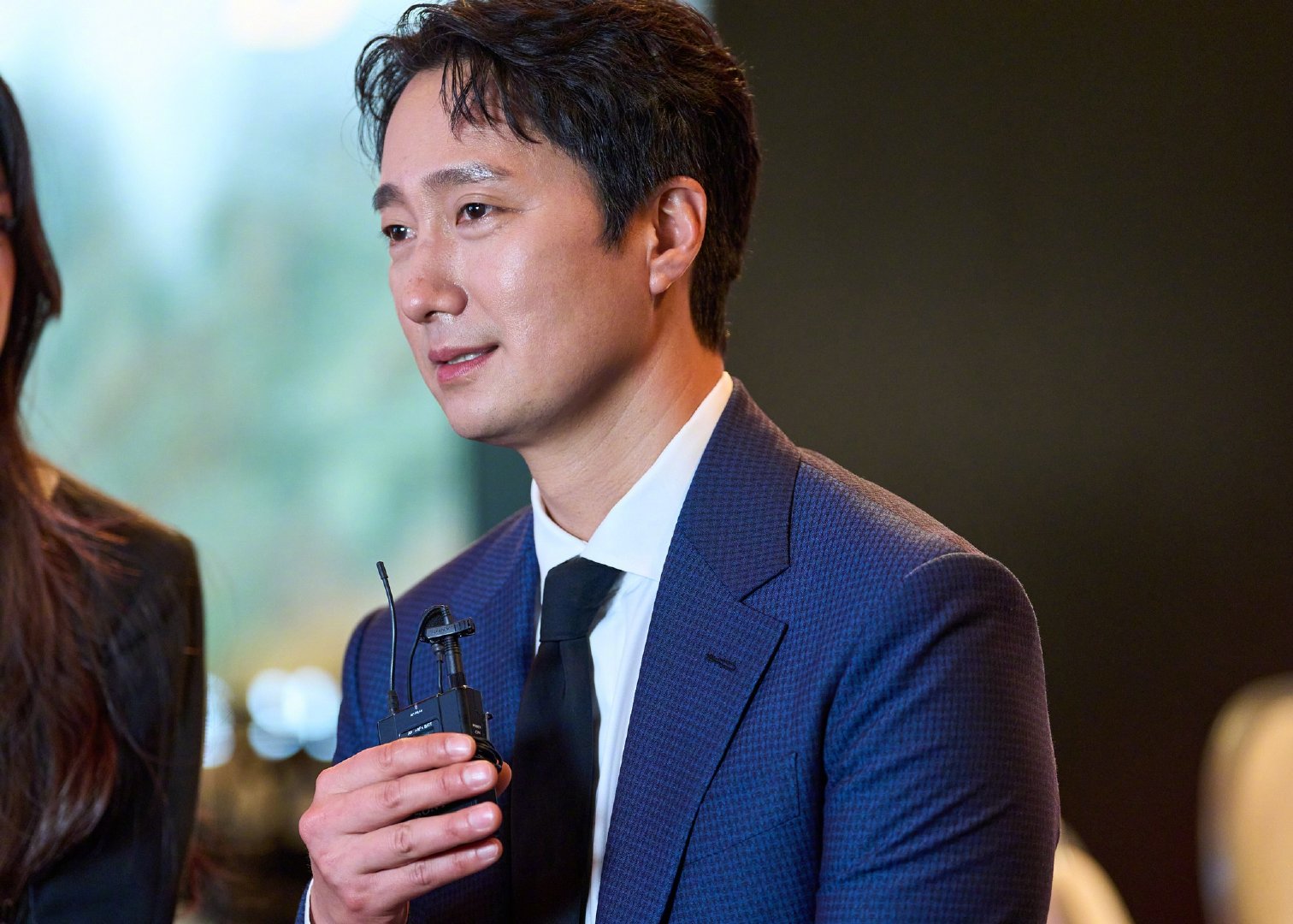 还有新图！CJ再次发布的《分手的决心》|分手的决心|新图|戛纳_新浪新闻