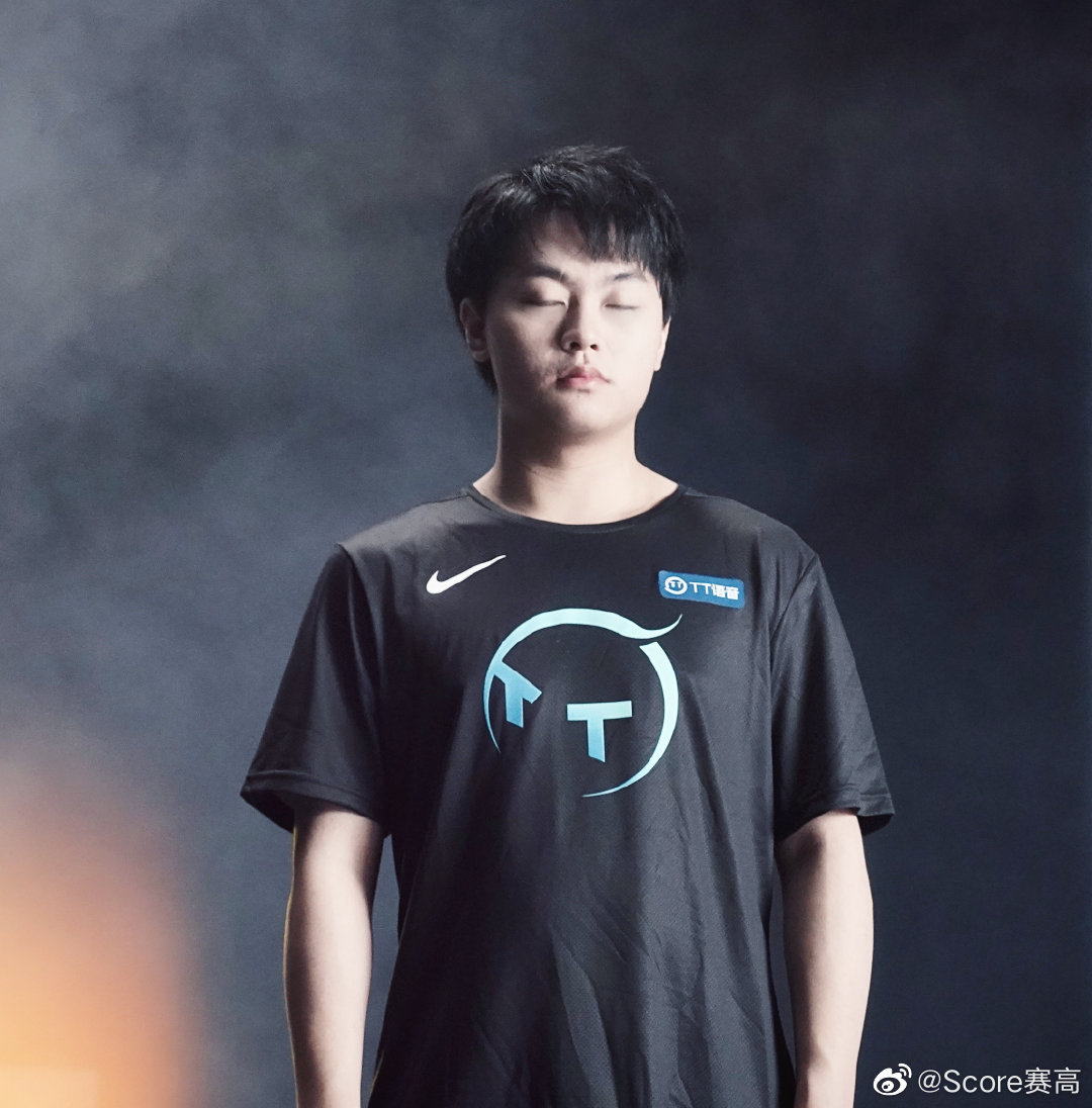 @TT英雄联盟分部 晒夏季赛拍摄花絮|英雄联盟|分部|拍摄_新浪新闻