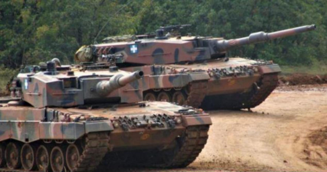 坦克大决战？北约援乌豹2A4坦克，将与俄军T-80BV争夺王者荣耀|西班牙|乌克兰|主战坦克_新浪新闻