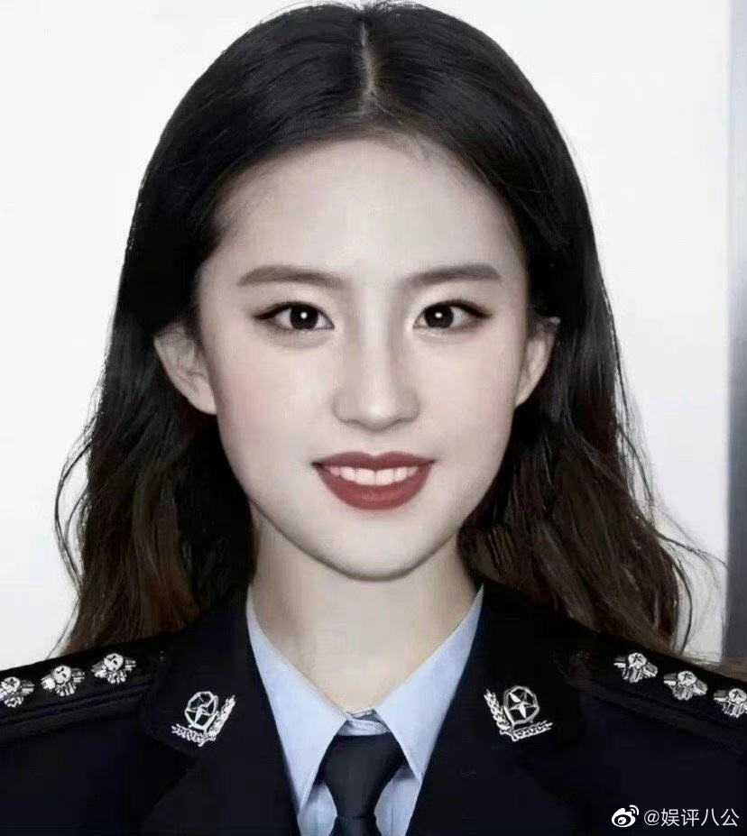 刘亦菲 刘诗诗 杨幂 赵丽颖网友版证件照🈶 ~都好美！|证件照|刘亦菲|刘诗诗_新浪新闻