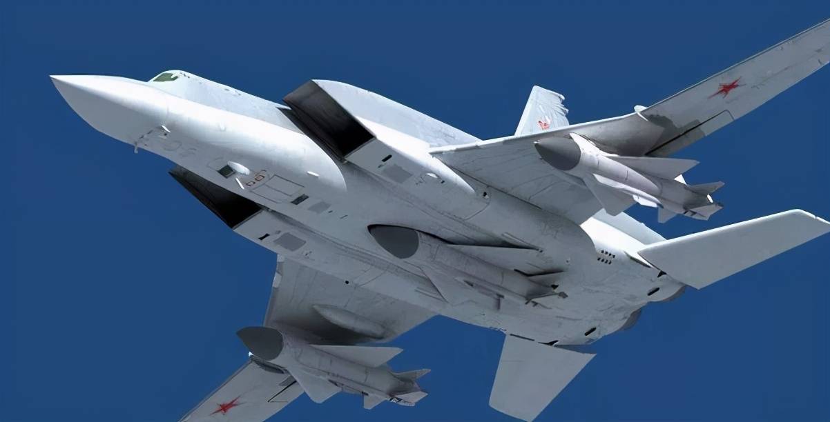 俄最神秘导弹，Kh-32反舰导弹有多强，其飞行时速可达5400公里！