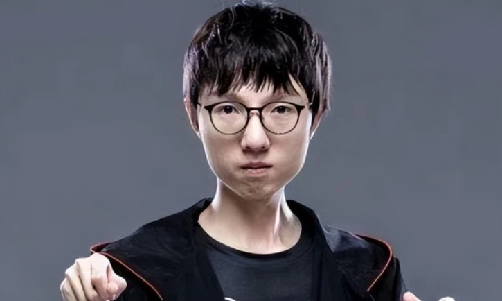 Mlxg与RNG的合同纠纷案延期，RNG法务被法官认为不靠谱__财经头条