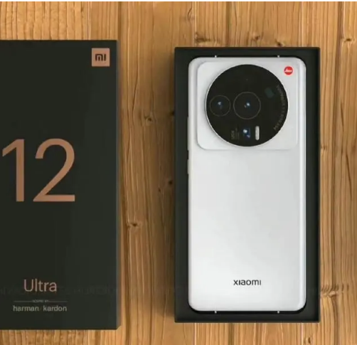 小米12 Ultra 配置参数曝光 5999元起