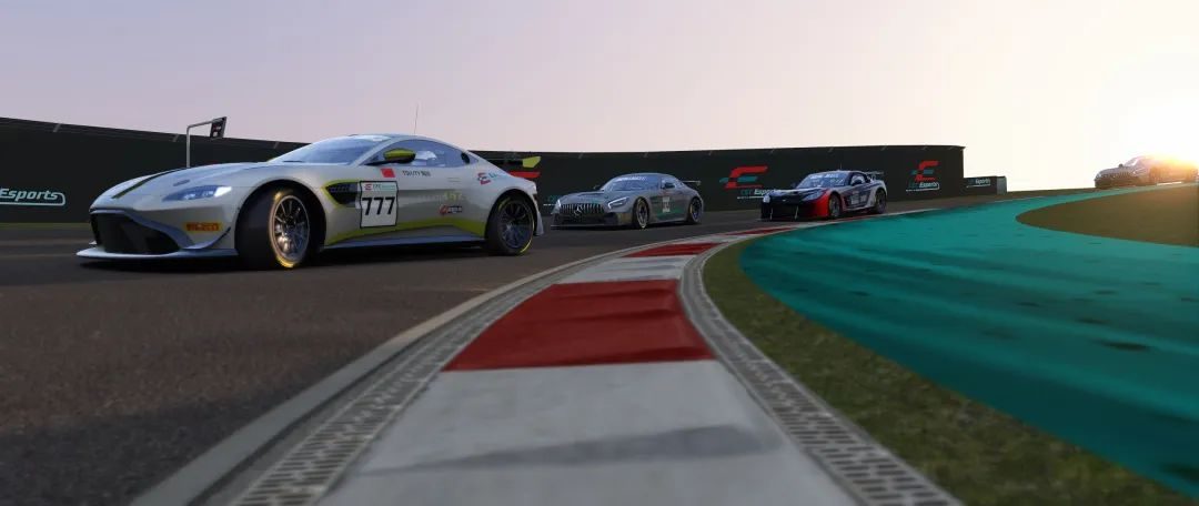 CEC电竞赛车锦标赛车队组：强者交锋__财经头条