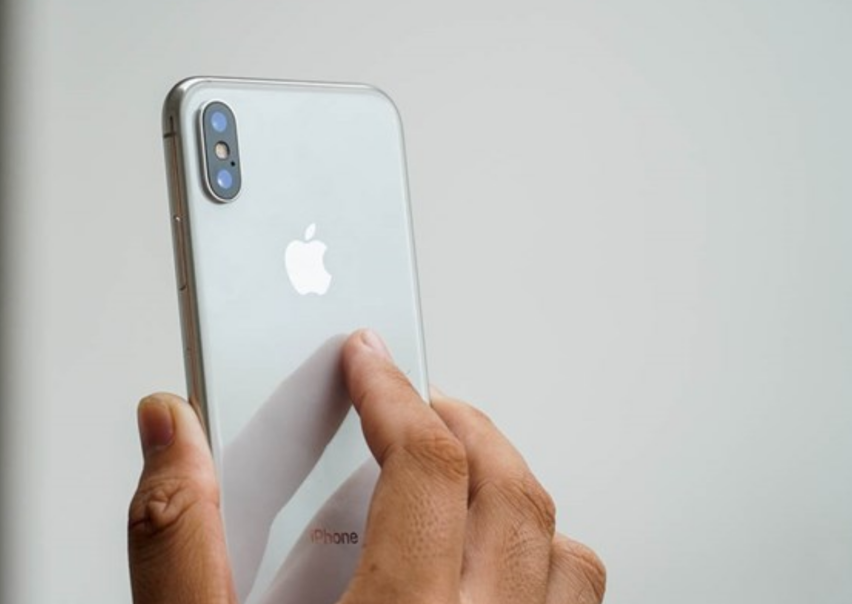 旧机依旧好！近5年后iPhone X评测：难以替代的里程碑，在用吗？__财经头条