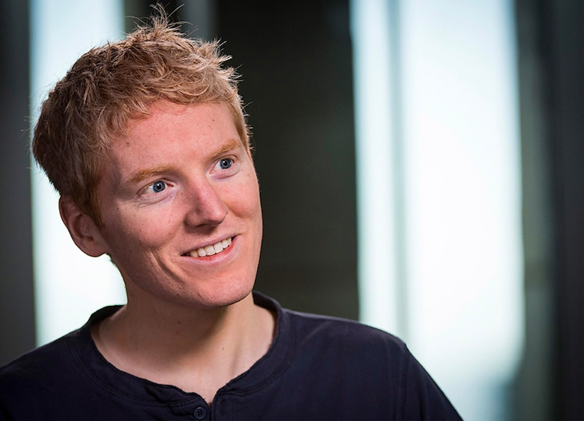 卷到极致的爱！霸道总裁给妻子捐33亿科研经费建150人研究中心…__财经头条