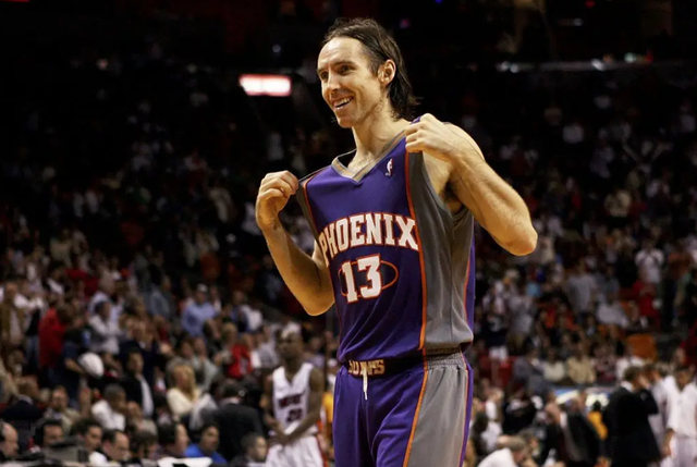 纳什生涯合同盘点，18年没拿过顶薪，2连MVP只赚了1.4亿|史蒂夫·纳什|独行侠|MVP_新浪新闻