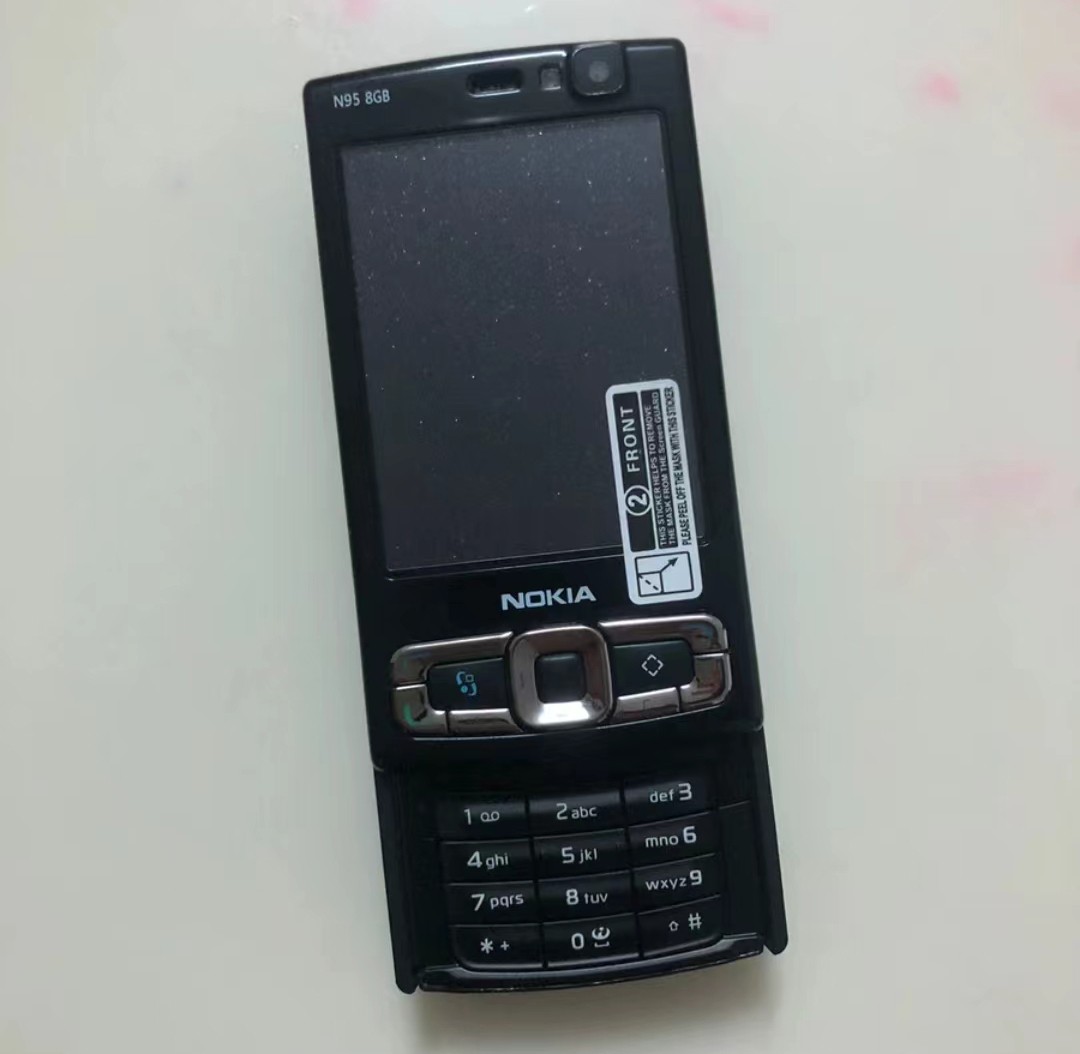 又一批全新诺基亚N95流入市场，曾经8666元如今180元__财经头条