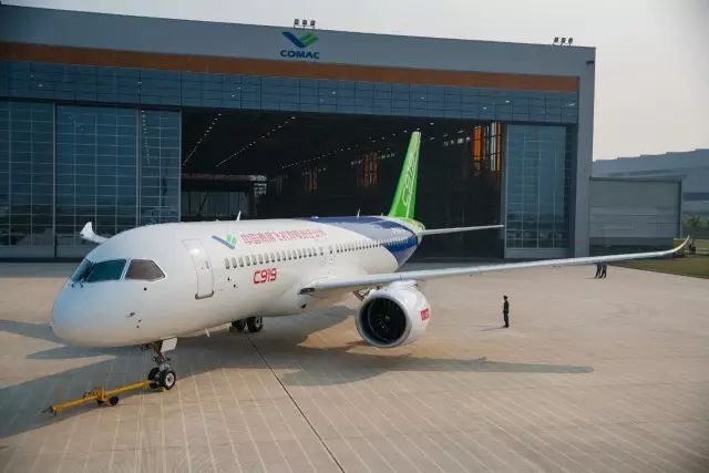 骄傲！国产大飞机C919在广西成功试飞|C919|广西|国产大飞机_新浪新闻