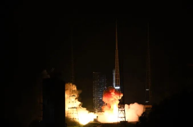 天链新星“入列” 我国第二代中继卫星系统建成__财经头条
