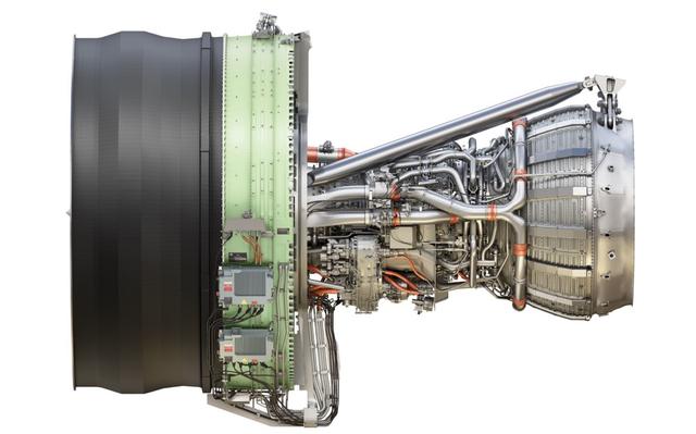 777X首次亮相范堡罗航展，搭载61吨推力发动机，客舱比A350还宽