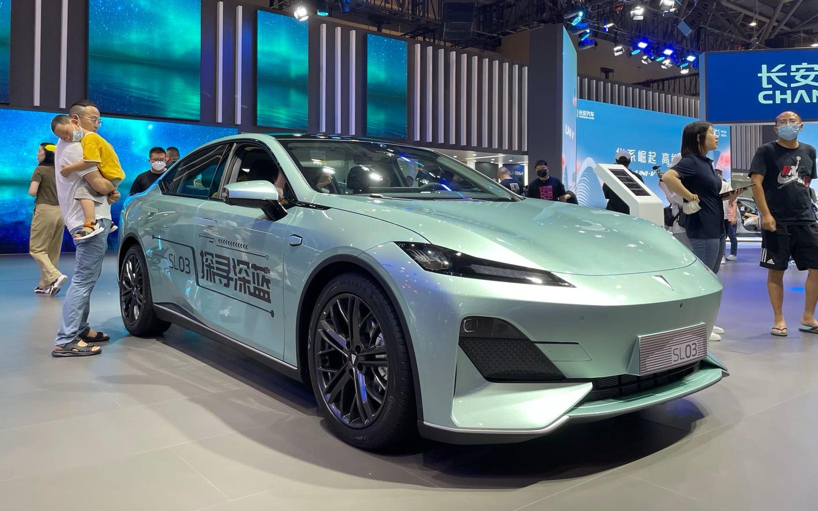 长安深蓝SL03上市，售价16.89万元起_手机新浪网