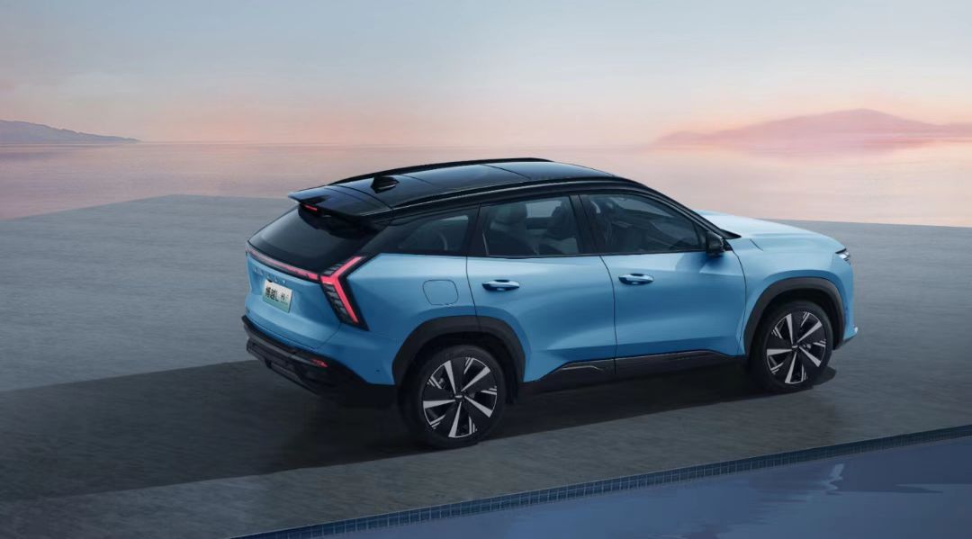 吉利FX11定名博越L的小心思：弥补中场“虚空”、重夺SUV话语权__财经头条