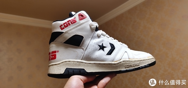 灌篮高手漫画中出现的同款鞋子之 宫城良田初登场战靴。|灌篮高手|宫城良田|Converse_新浪新闻