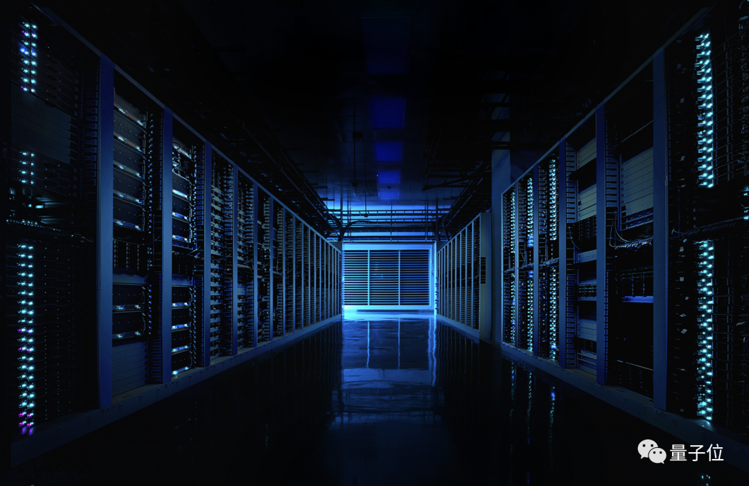 全球最强智算来了：12000000000000000000（别数了18个0）FLOPS！__财经头条