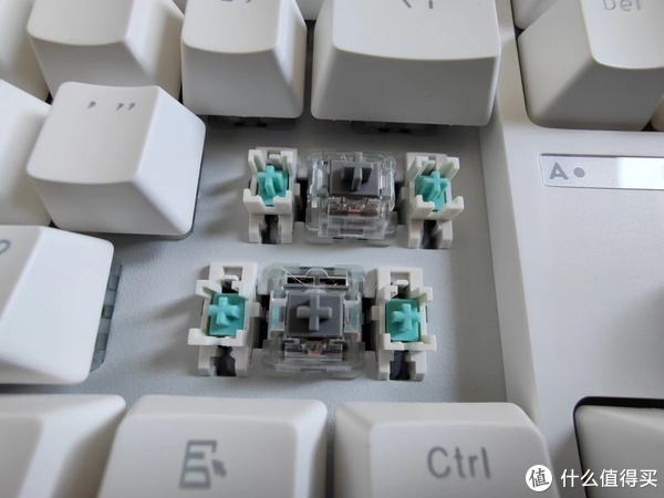 【双键合璧，一击封神】百元王者 无敌的RK R87 K银轴RGB版 超详测评及选购指南__财经头条