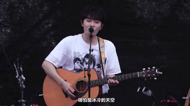 夏贤尚 'MAGIC' (220903) purade 第一次看他的现场……_新浪新闻