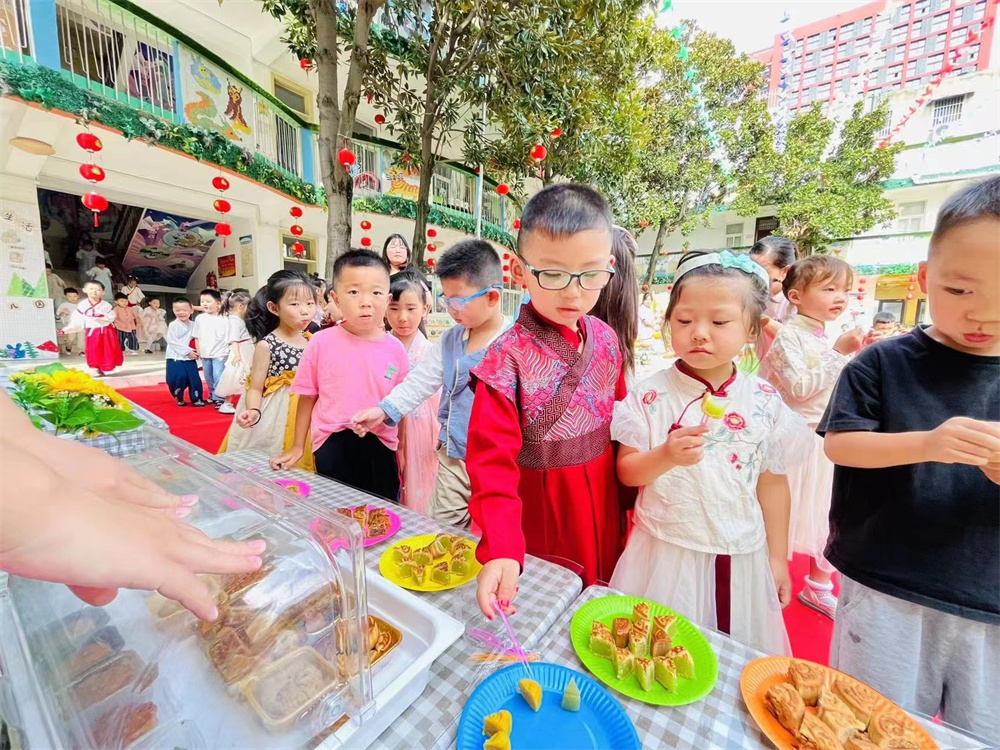 东海县第一幼儿园举办中秋节主题活动|江苏省|连云港市_新浪新闻
