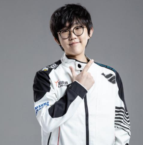 IMP被确诊为精神病四级，不用服兵役！|LOL|腾讯游戏|英雄联盟|韦神|lgd战队_新浪新闻