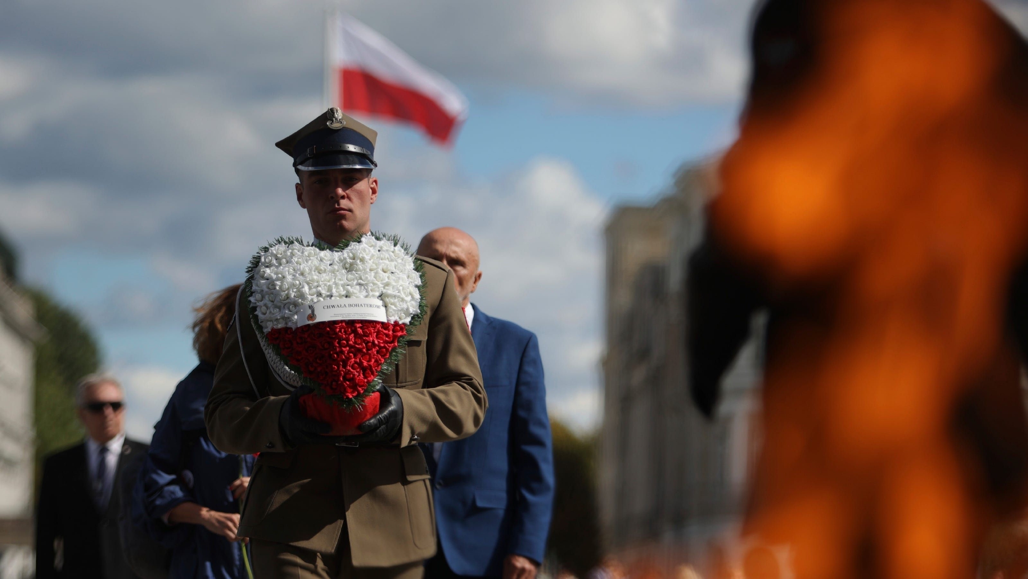 波兰议会418:4通过对德索赔决议，波总统：也得向俄索赔__财经头条