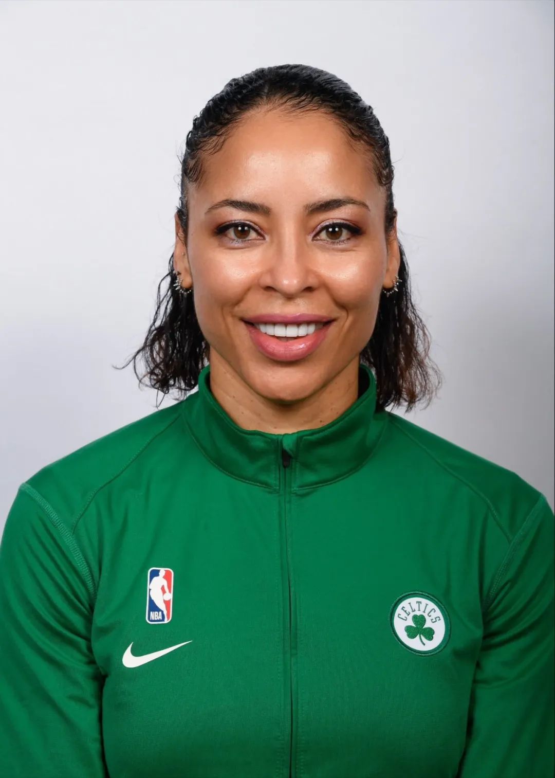 重磅！凯尔特人正式宣布！禁赛一年！他与女性发生不正当关系|凯尔特人_新浪新闻