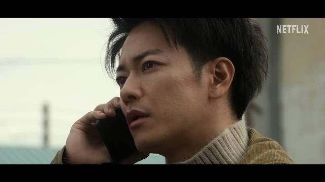 Netflix 公布了日剧《First Love 初恋》的中文前导预告……|佐藤健|宇多田光|满岛光|井浦新|夏帆_新浪新闻