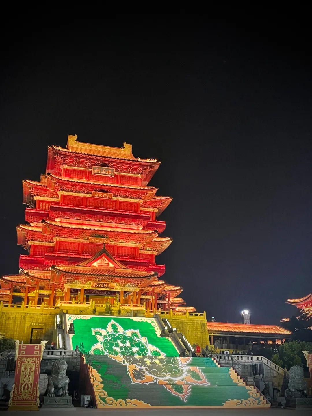 i自游 | “不负秋日好时光，提灯夜游滕王阁” 大型实景演出《寻梦滕王阁》夜游活动又来了！|滕王阁|寻梦滕王阁_新浪新闻