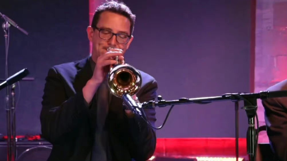 美国著名的爵士女钢琴家Beegie Adair一曲《It s Been a Long Long Time》|It s Been a Long ...