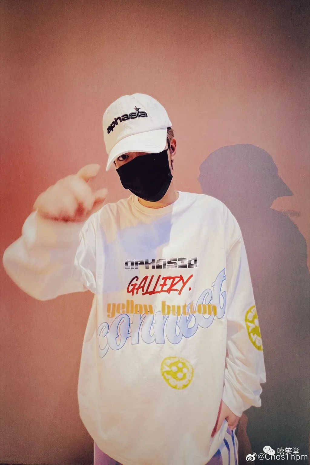 全明星阵容！PGOne晒出艾热、黄旭、小白、OB03等人上身他潮牌的照片！|艾热|黄旭|PGOne_新浪新闻