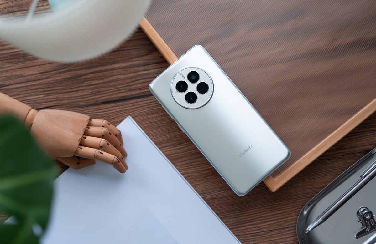 换机首选!入门旗舰华为Mate50E细节拉满!带你鸿蒙组队,体验加倍!__财经头条