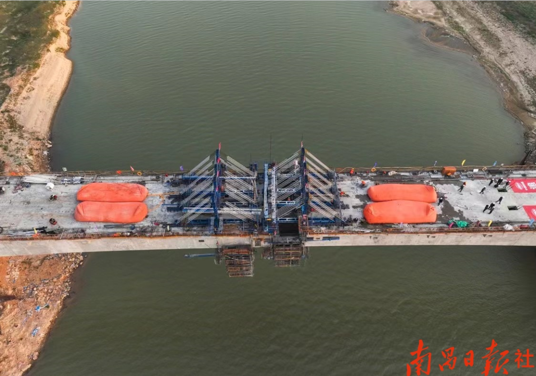 顺利合龙！昌景黄高铁传来好消息|高铁|江西省_新浪新闻