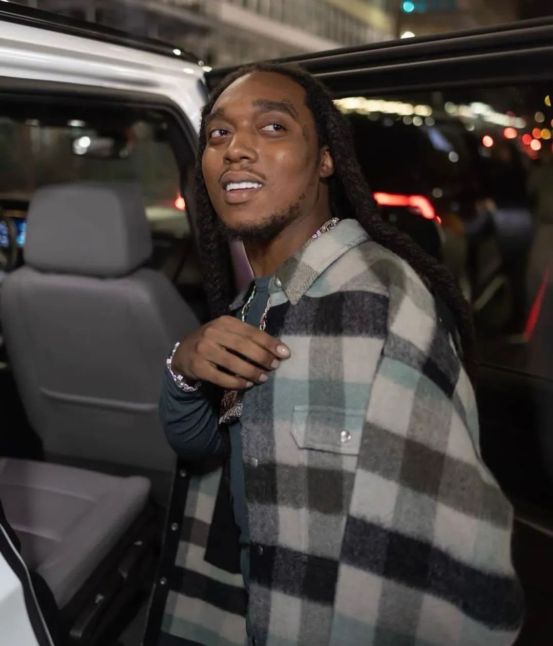 万圣节噩耗不断，28岁说唱明星被袭击，命丧休斯顿保龄球馆__财经头条