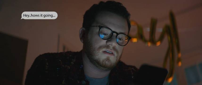 澳洲创作男歌手Sam Fischer新单Carry It……_新浪新闻