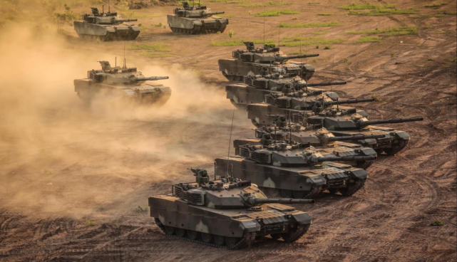 中国武器脱胎换骨，VT-4坦克出口，比俄罗斯T-90M，还贵100万美元__财经头条