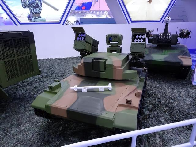 FK3000防空系统亮相！一车96枚导弹，专打无人机和巡飞弹__财经头条